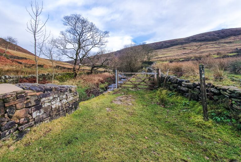 Three Shires Head Walk from Gradbach (Waterfall Walk) | 8-Mile Route ...