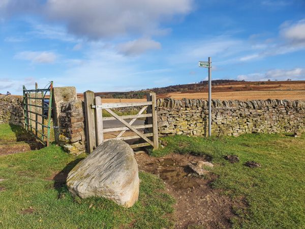 Baslow Edge Short Walk From Curbar Gap | 3-Mile Route – Peak District Walks