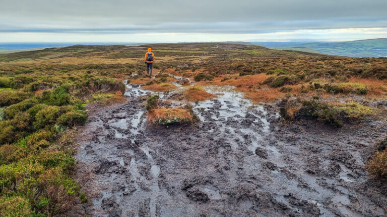Harry Hut + Lantern Pike Trig Walk From Hayfield | 10-Mile Route – Peak ...