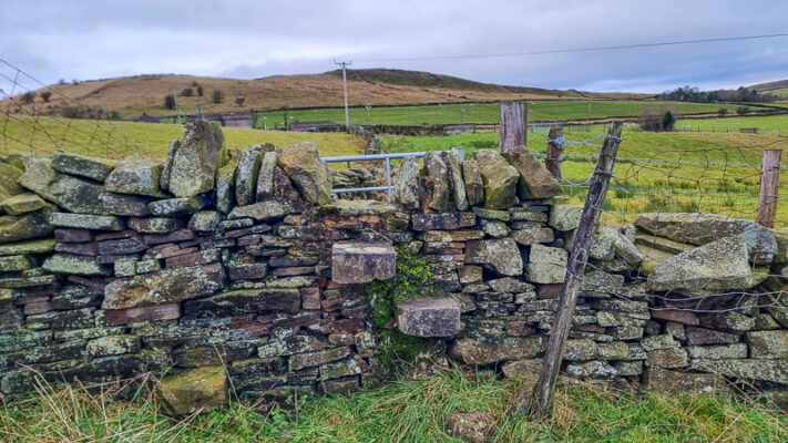 Harry Hut + Lantern Pike Trig Walk From Hayfield | 10-Mile Route – Peak ...