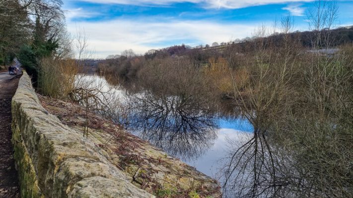 Damflask Reservoir Easy Walk From Low Bradfield | 4-Mile Route – Peak ...